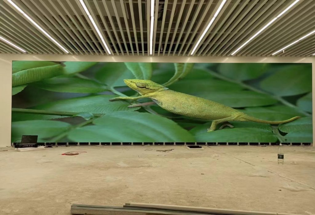 Indoor led display P2.5 vs P3 vs P4 which is better? - LED SCREE